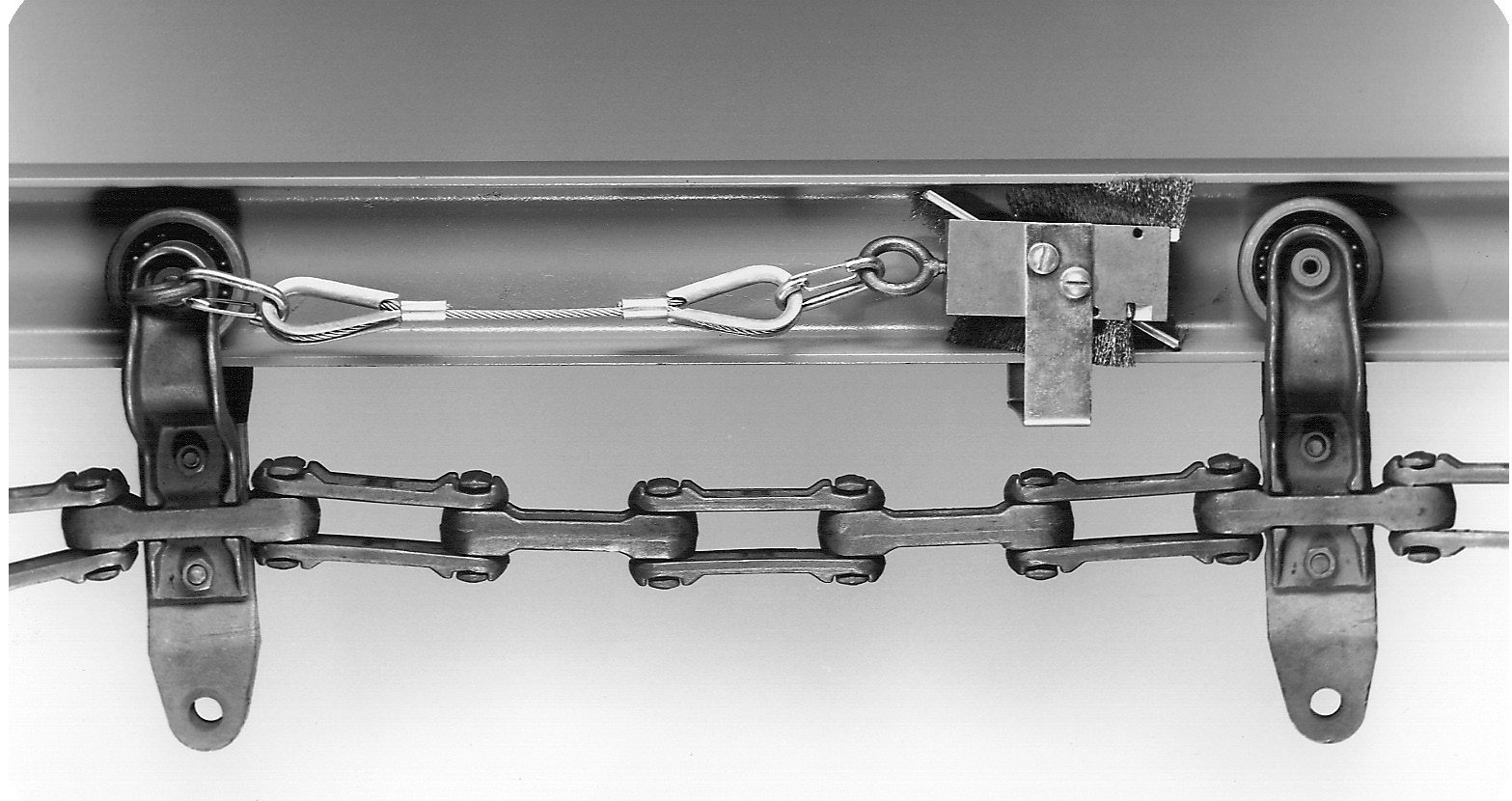 I-Beam Rail Brush Cleaners - Digilube Systems