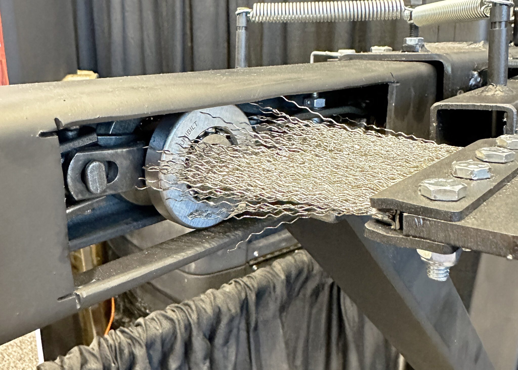 Enclosed Track Chain Cleaner - Digilube Systems